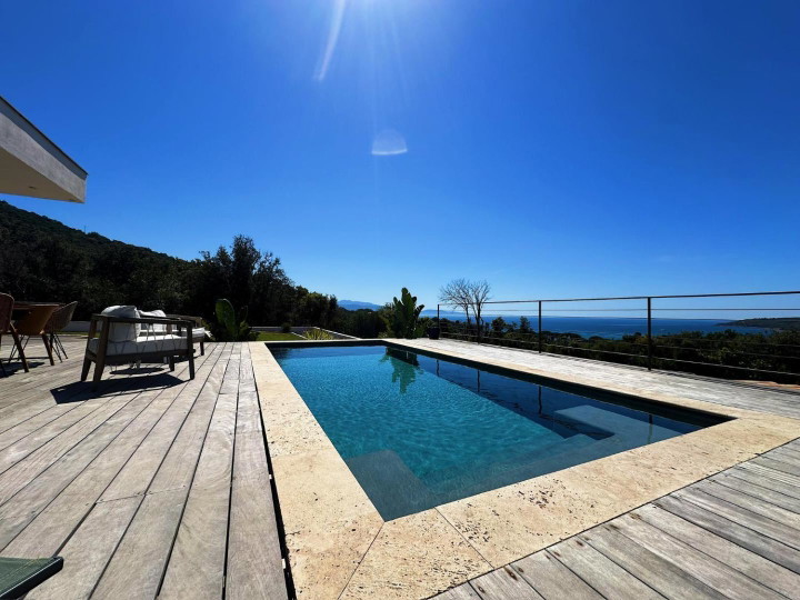 Villas De Standing Avec Magnifique Vue Mer Et Piscines Privées, Sagone - Korzika