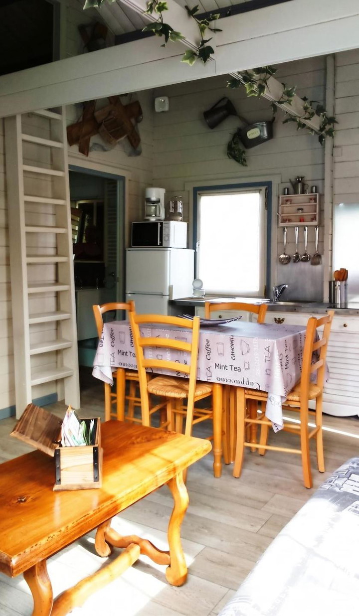 Chalet Charmant à Dausse Avec Piscine Et Jardin - Nouvelle-Aquitaine