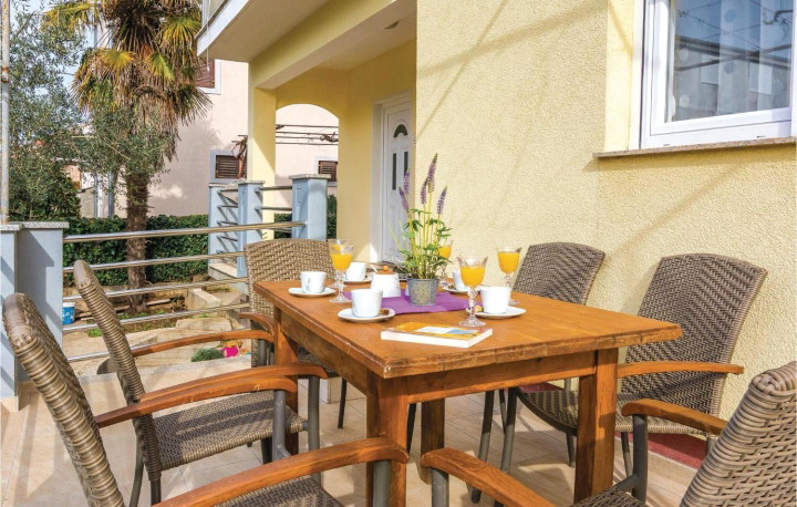 Two-bedroom Holiday Home In Zadar - Kroatien