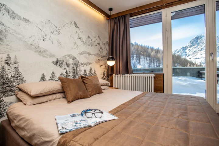 Whispering Pines Lodge Mountain View Apartment With Ski-in Access - Valtournenche