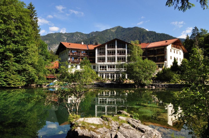 Hotel Am Badersee - Garmisch-Partenkirchen