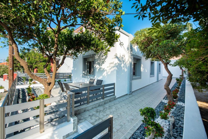 Dias Luxury Homes - Rhodes