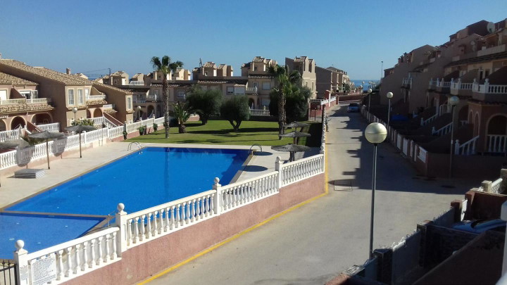 Chalet Adosado Junto A La Piscina, Gran Alacant - Alicante