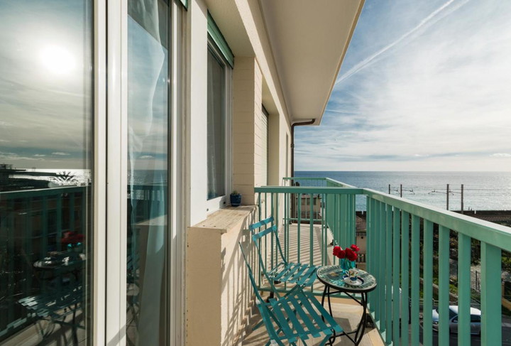 Casa Acqua Marina - 1 Min From The Sea, Wi-fi & Air Conditioning, Sea View Balcony - Ospedaletti