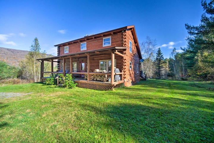 Pet-friendly New York Cabin W/ Hot Tub & Game Room - Catskill, NY