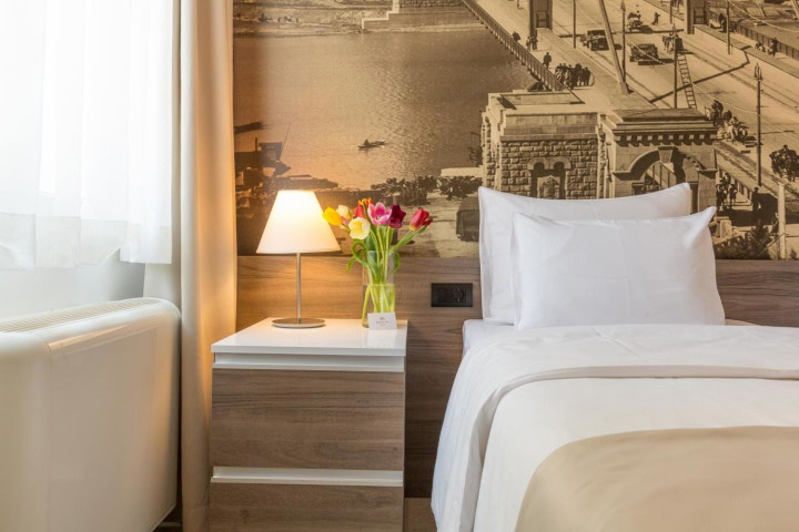 Hotel Royal Inn - Belgrade