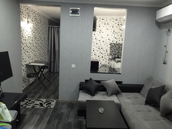 Maia's Apartment On Rustaveli - Tbilisi