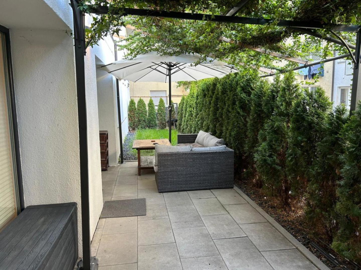 3-zimmer-wohnung Mit Terrasse In Zentraler Lage - Leonberg