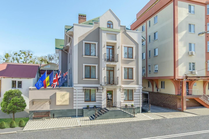 Park Lane Hotel - Moldova