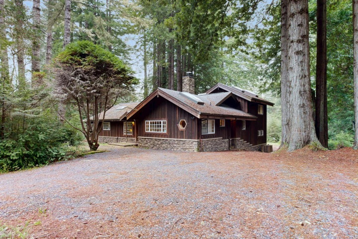 Little River Retreat- Dog Friendly With Grill - Mendocino, CA