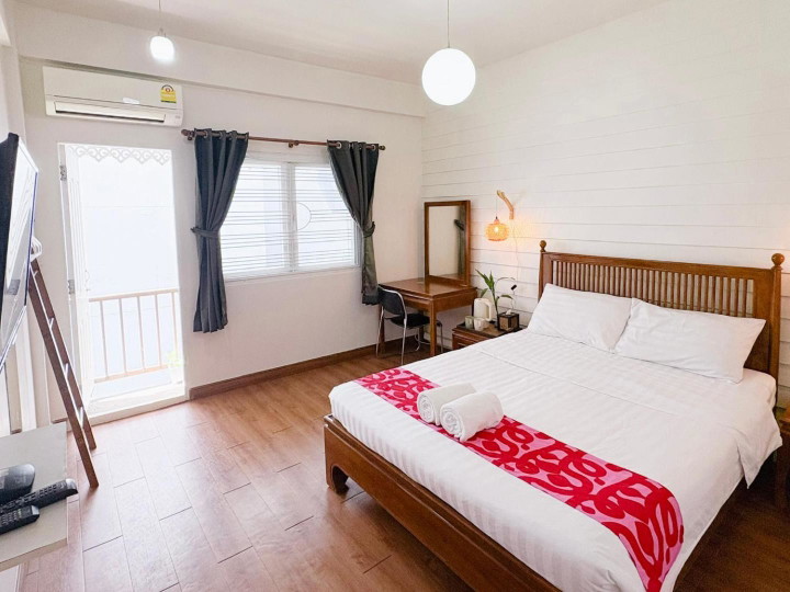 Les Fleurs Bangkok Hostel - Bangkok