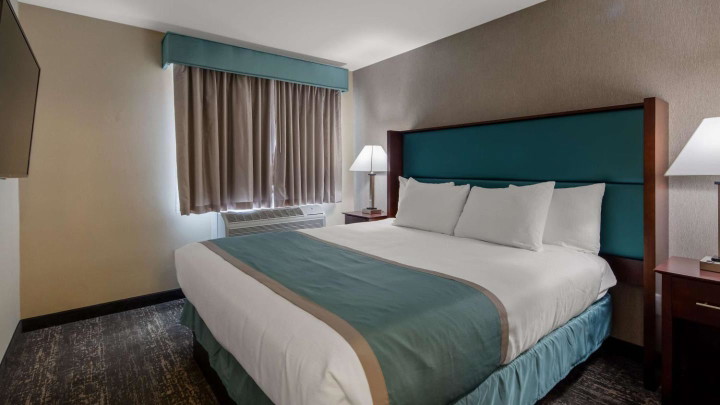 Best Western Hampshire Inn & Suites - New Hampshire