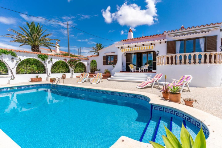 Casa Honiol, Private And Spacious Villa With Sea Views - Alaior
