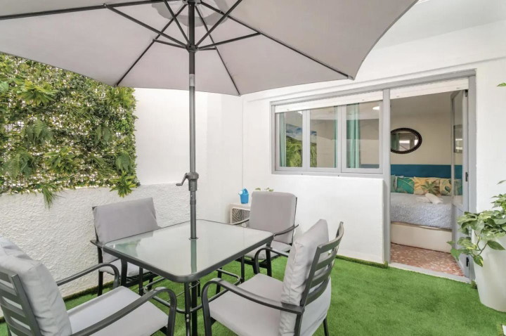 Amparo Home Family Stay Near Adda, Plaza De Toros & General Hospital - Alicante