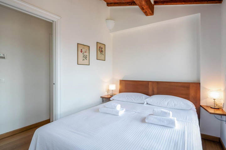 Guesthost - San Marco Apartment With Panoramic View - Florence