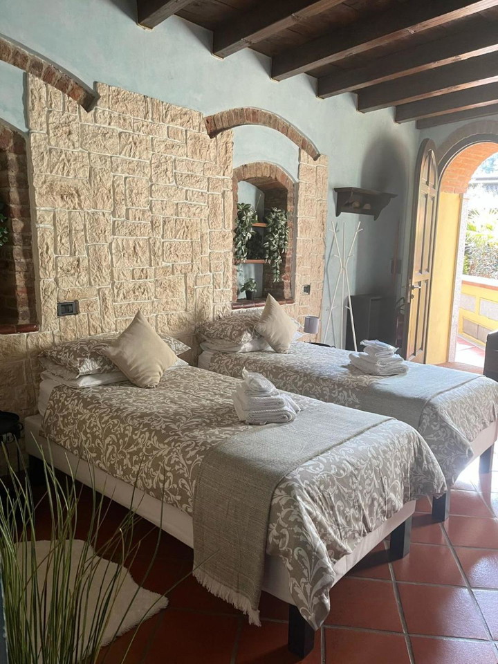 Monolocale Adelaide Abbadesse Guest House M3-m5 Zara - Milano