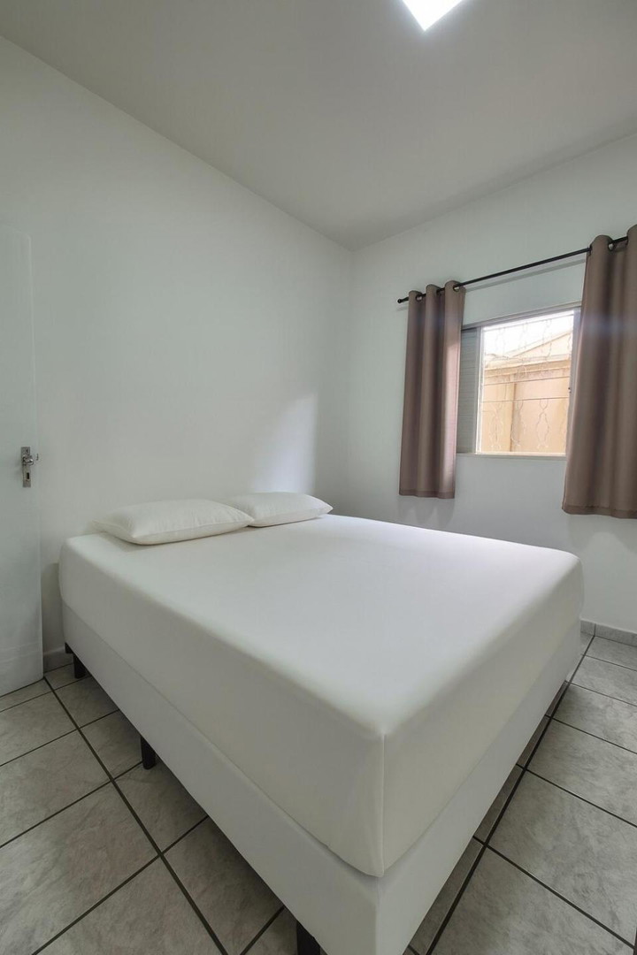 Casa Aprox 3 Min Madrecor, 6 Min Parque Sabia, 9 Min Ufu - Uberlândia