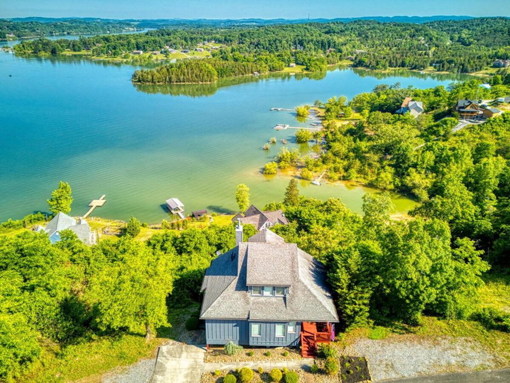 Lake View Cabin Incredible Panoramic Views, Spa - Tennessee