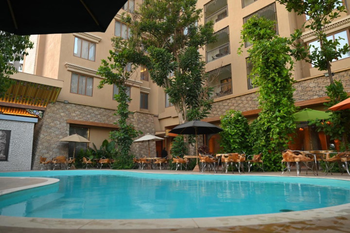 De Lush Pune - Pune