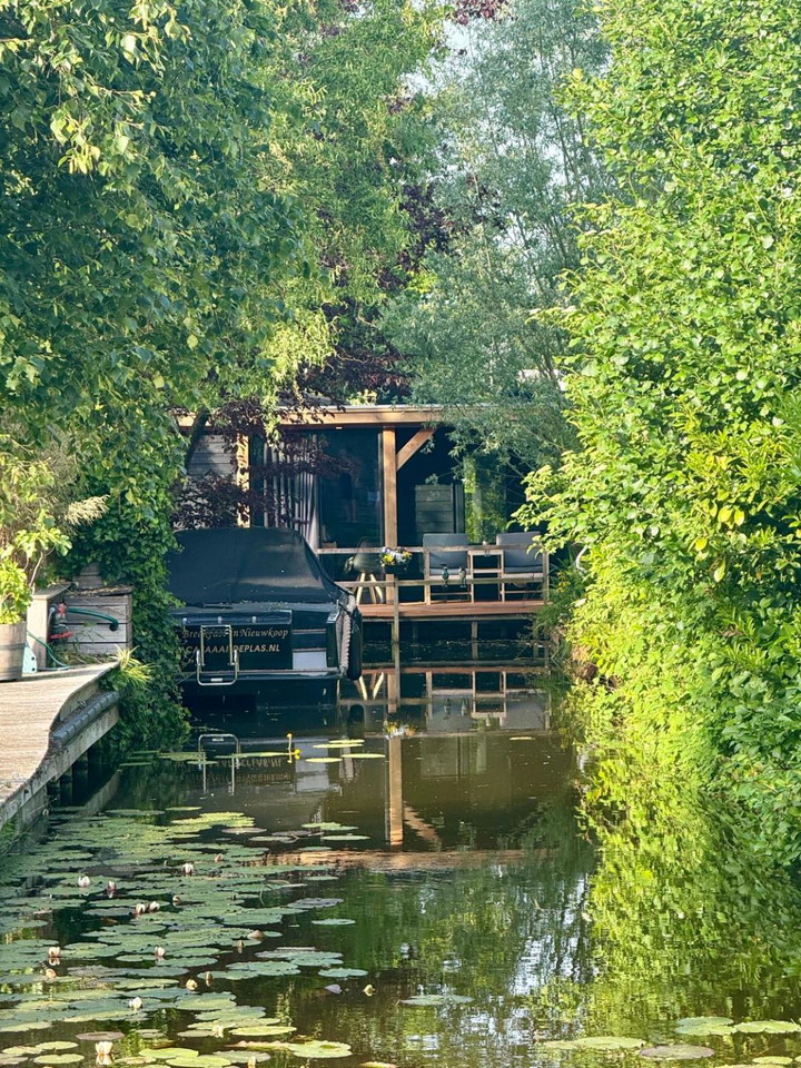 Casa Aan De Plas, B&b Met Sauna En Hottub Of Jacuzzi - Woerden