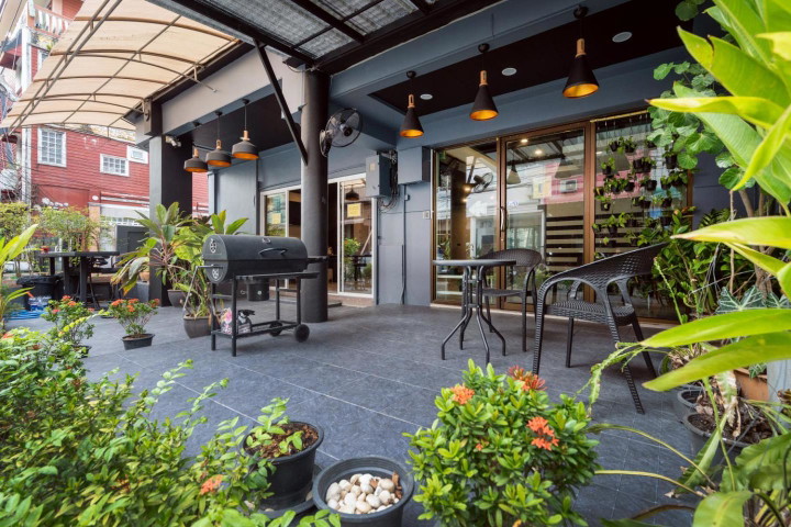 Black Pantera Hostel - Karon Beach