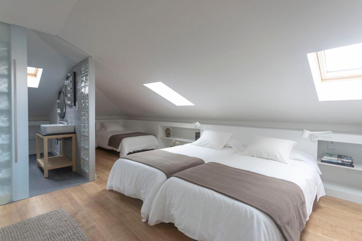 Zarautz Hostel - Pyrenees