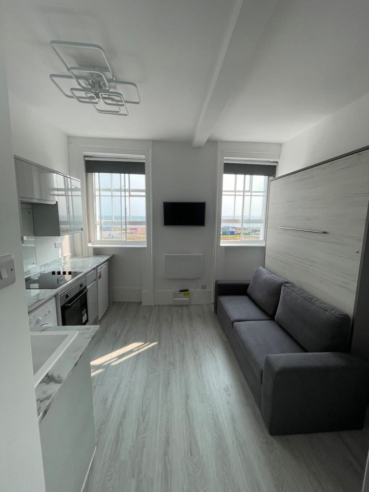 Seafront Studio Snug By The Sea - Sea Views - Emsworth