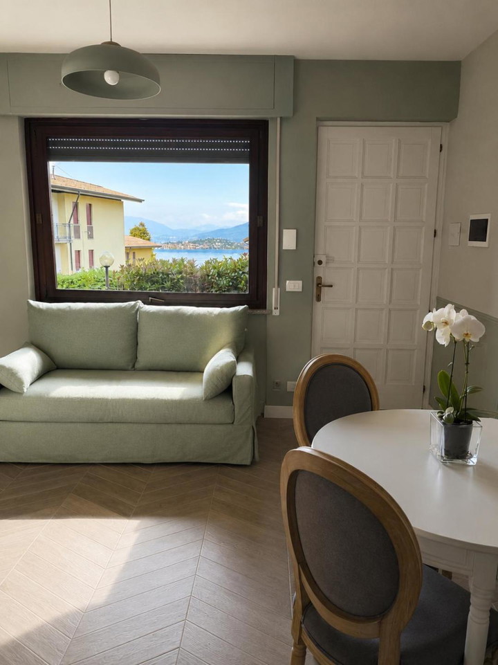 Bellavista Lake View Apartment With Private Garden - Lake Maggiore