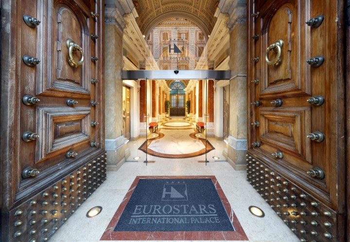 Exe International Palace - Monti