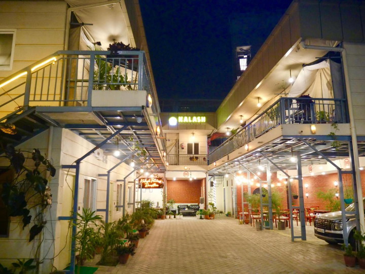 Kalash Parkaze Glamping Hostel - Nepal