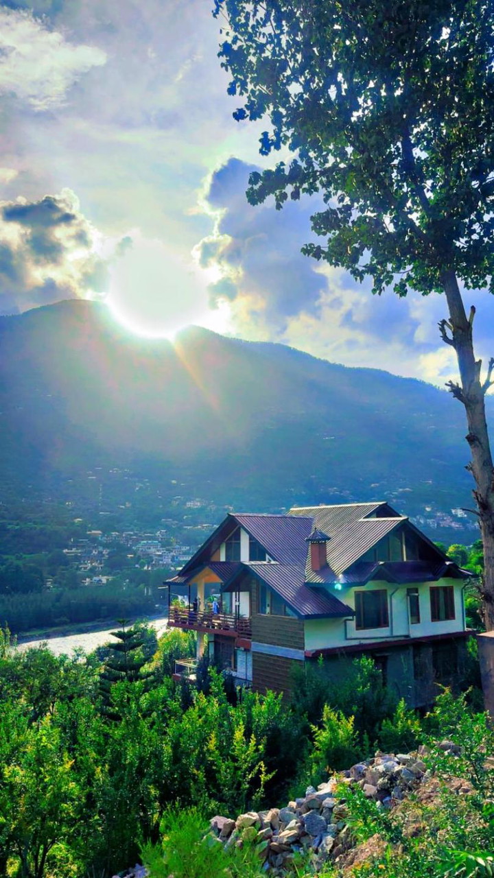 Falak Stays - Kullu