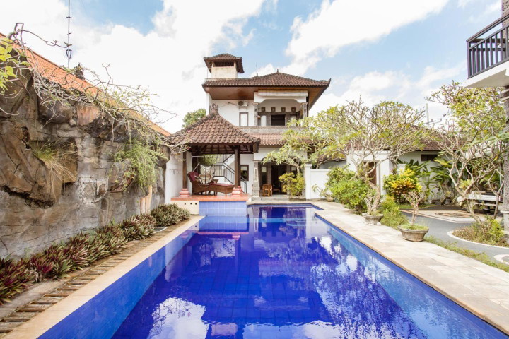 Rumah Akira Seminyak - Bali