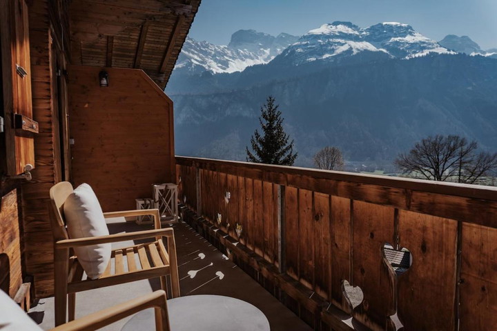 Hidden Retreats Snowpeak Boutique Apartments - Brienz