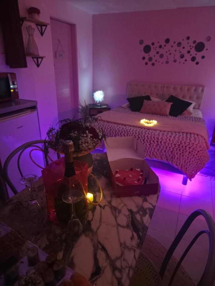 Week-end Romantique Avec Spa Privatif Au Cœur De La Nature - Indre