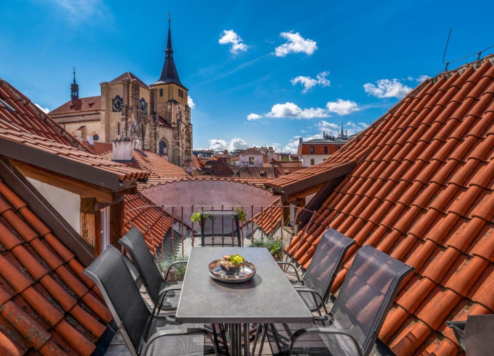 Chateau 9 Apartments By Adrez - Prague