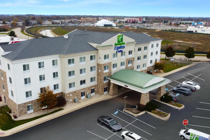 Holiday Inn Express Hotel & Suites Waukegan/gurnee By Ihg - North Chicago, IL