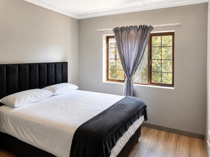 Blue Hills Executive Apartment - Centurion