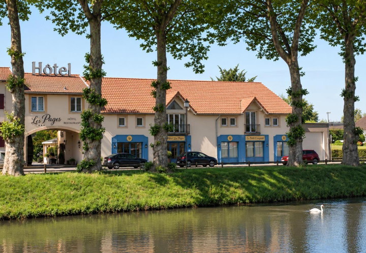 Logis Hôtel Les Pages - Lunéville