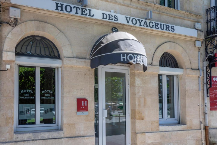 Logis Hôtel - Hôtel Des Voyageurs - Bègles