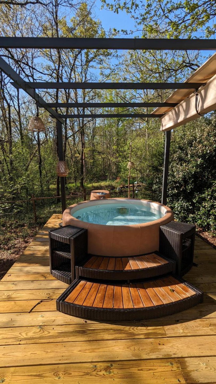 Chalet Hulotte Avec Spa Privatif - Dordogne