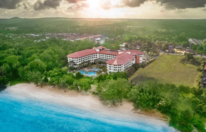 Swiss-grand Beach Resort Kuantan - Newly Upgraded 5-star - Kuantan