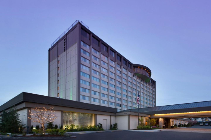 Skybridge Seattle Airport Hotel - Kent, WA