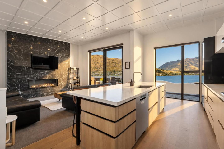 Refined Luxury – Modern 3-bedroom House By Marina - Arrowtown