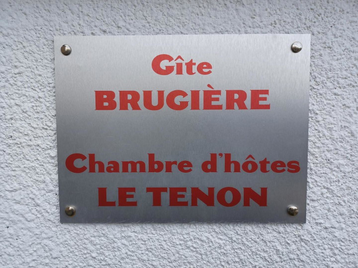 2 Hébergements Différents 1 Gîte Avec Deux Chambres Et 1 Chambre D'hôtes Avec Salon Privé - Murat-le-Quaire
