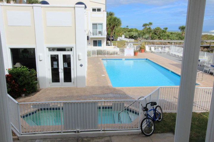 Oceanfront In Canaveral, Views, Heated Pool & Spa - Cape Canaveral, FL