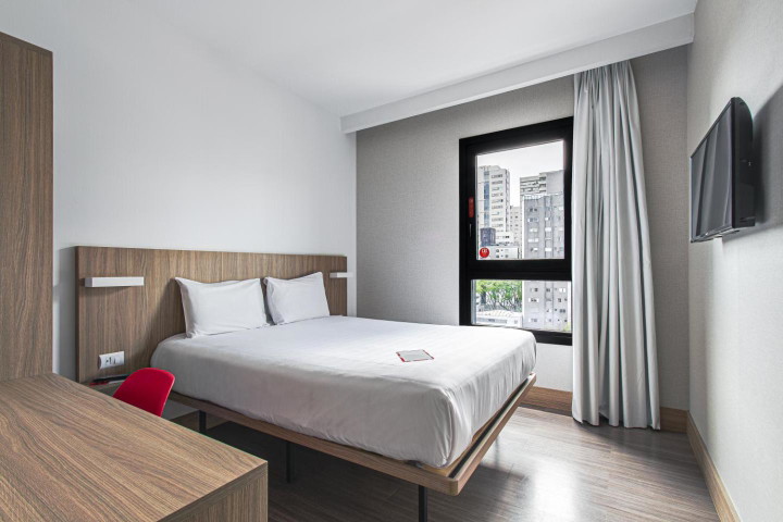 Hotel Moov Porto Alegre - Porto Alegre