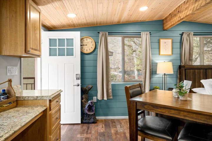 18 Creekside Retreat - Munds Park, AZ