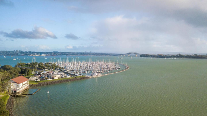 Ocean Breeze Hotel - Auckland
