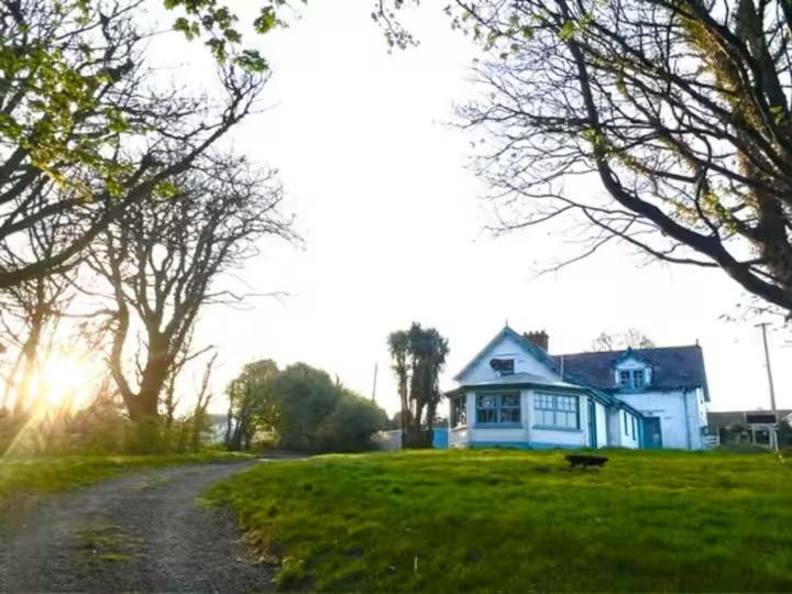 Halyon Village - Ireland