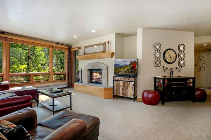 Beaver Creek Ski In And Out - Highlands Westview Condo - Beaver Creek, CO